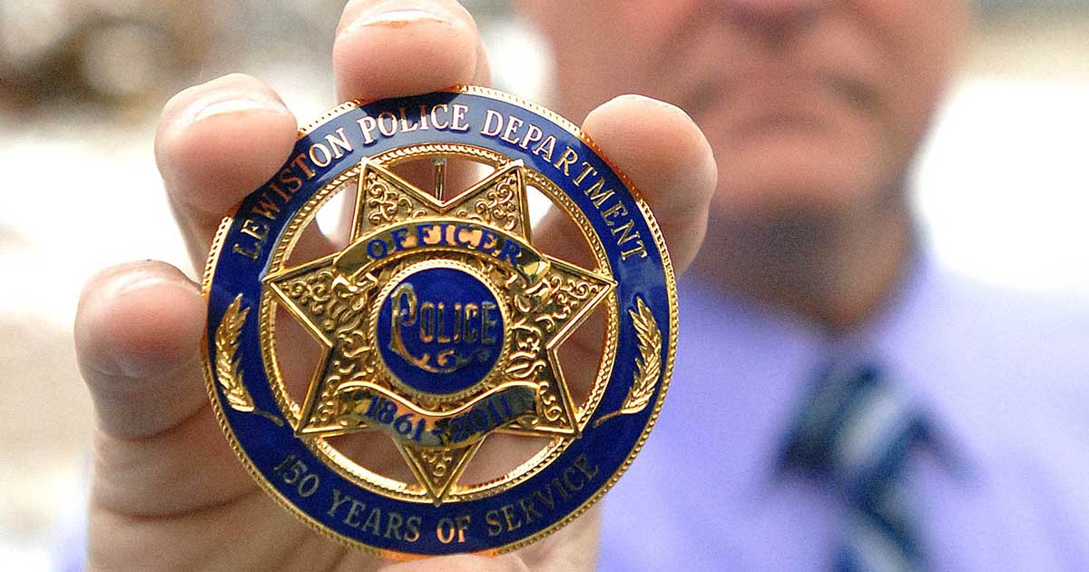 Tu placa policial de Estados Unidos de colección en Red Wings 👌